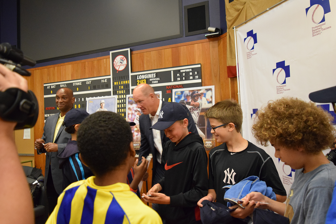 Renaissance Middle School Students Meet Baseball Legends and Learn a ...
