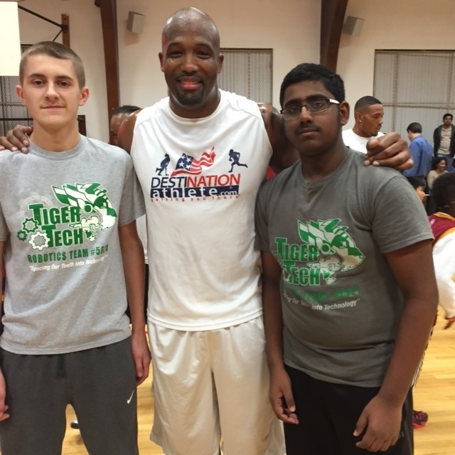 It's All Good with Dreams for Kids with NFL Star Lonnie Allgood | TAPinto