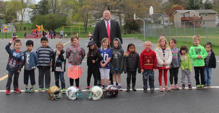 NFL's Ned Bolcar Visits Newton's Merriam Avenue School | TAPinto