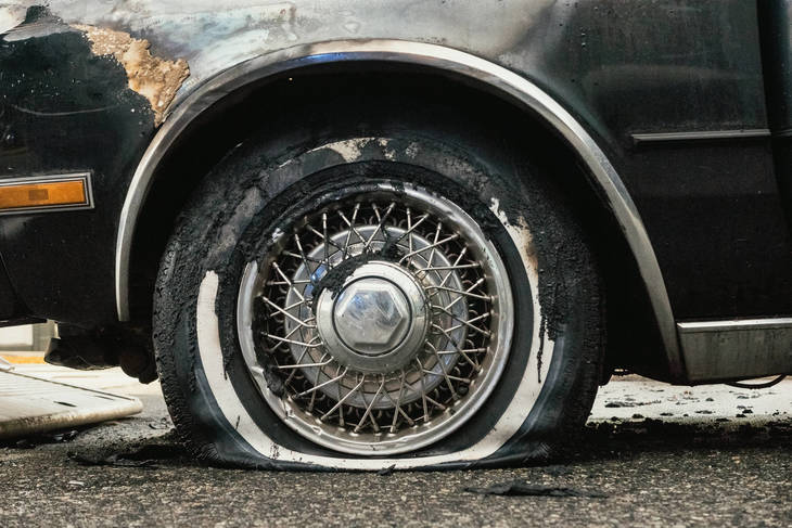 Car Bursts into Flames and Melts Tires in the Middle of Bloomfield ...