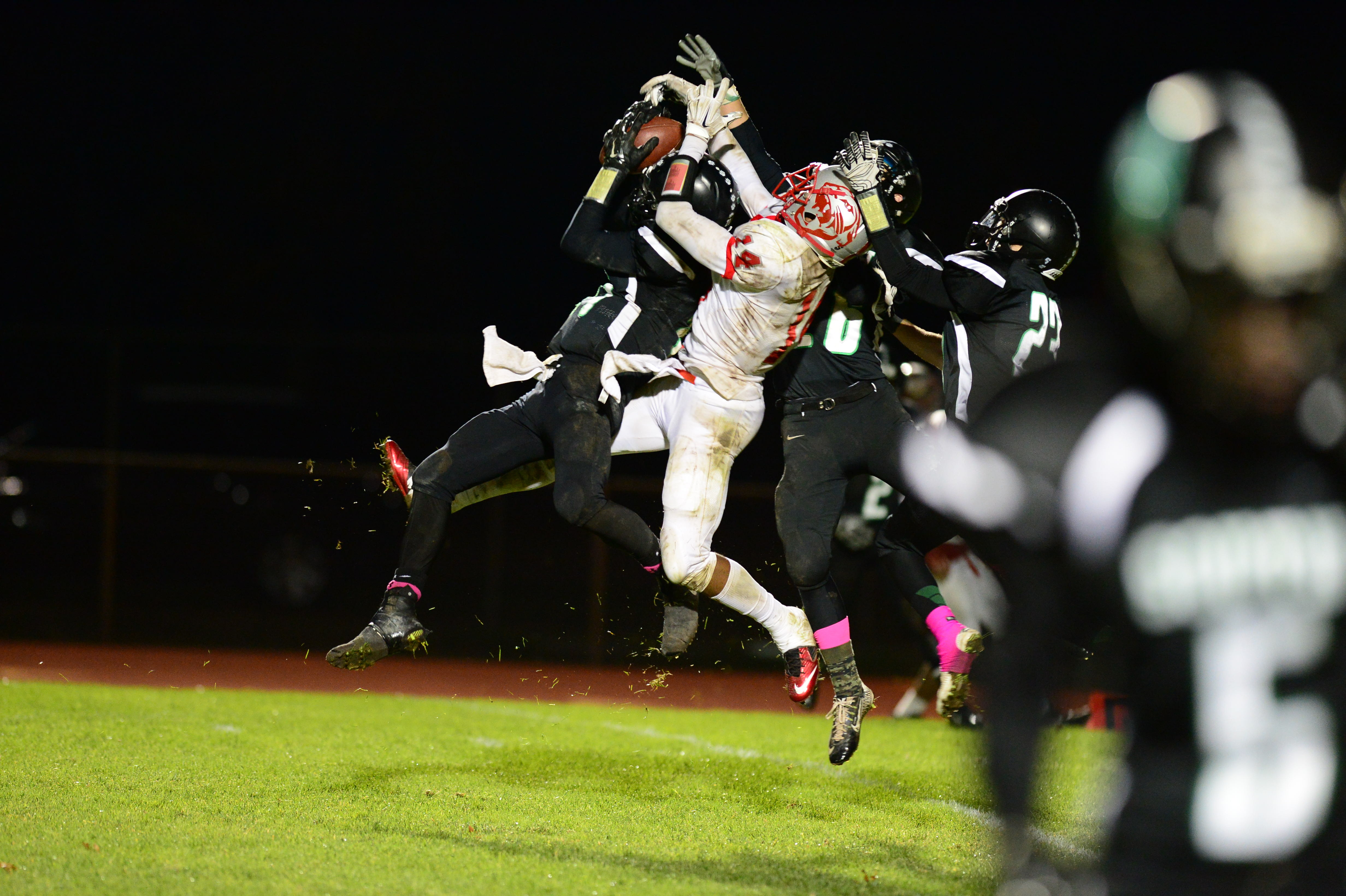 Perth Amboy Panthers Stun South Plainfield Tigers 12-10 - TAPinto