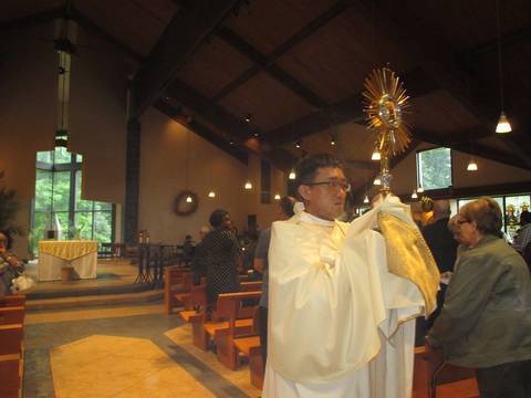 Springfield’s St. James the Apostle celebrated the Feast of Corpus ...