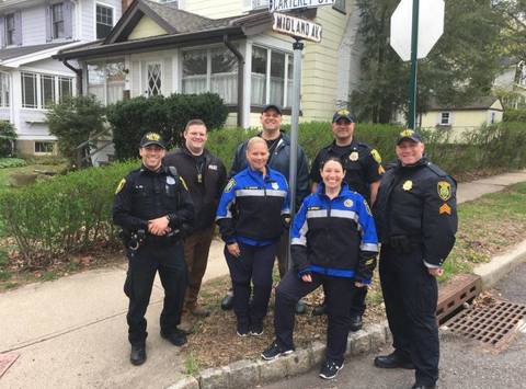 Bloomfield and Glen Ridge Community Police Officers Go Door to Door ...