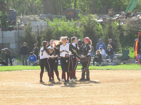 Newton Softball Team Shuts Out Wallkill Valley | TAPinto